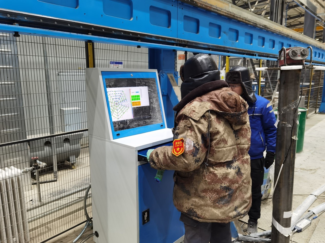 我校机械学院研发的传感器完成安装调试正式投入使用-四川大学新闻网